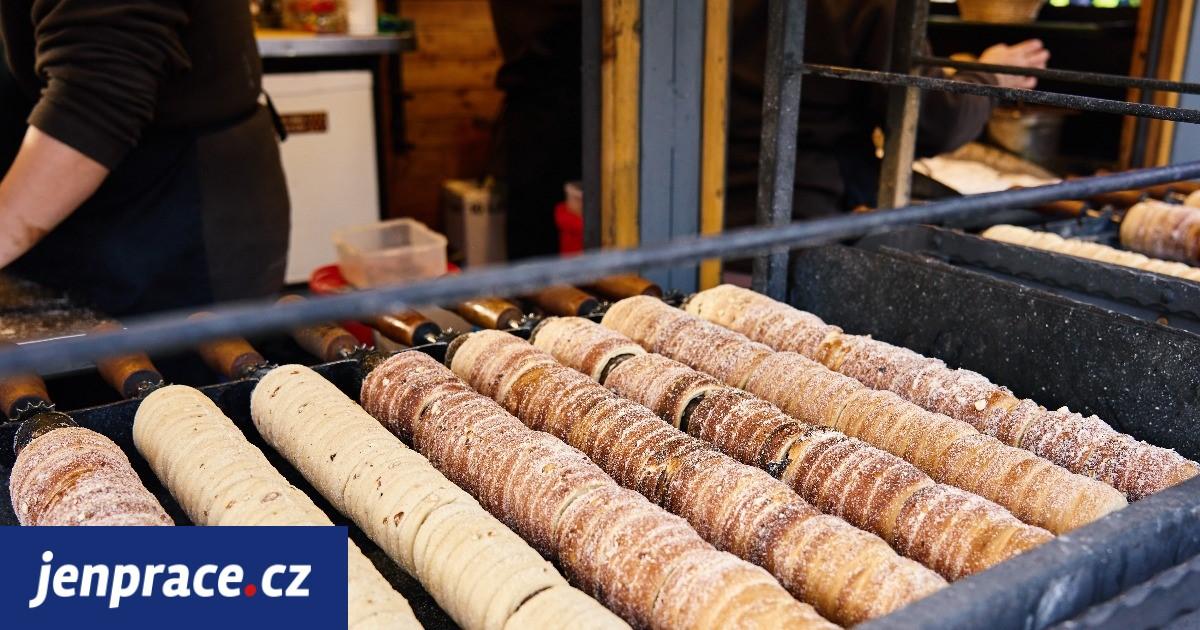 Obsluha stánku s trdelníky a zmrzlinou v Rakousku | JenPráce.cz